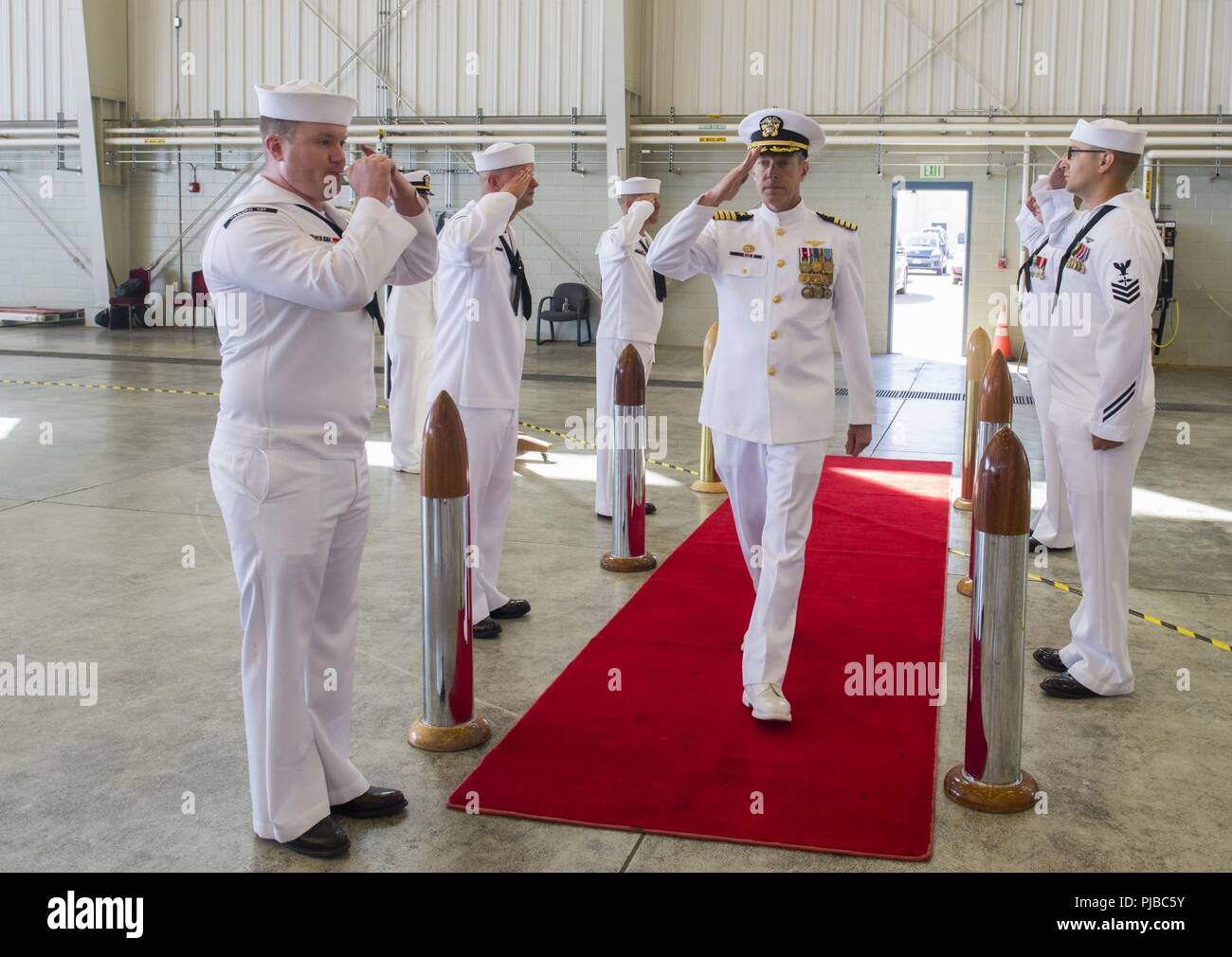 Outgoing commander b hi-res stock photography and images - Alamy