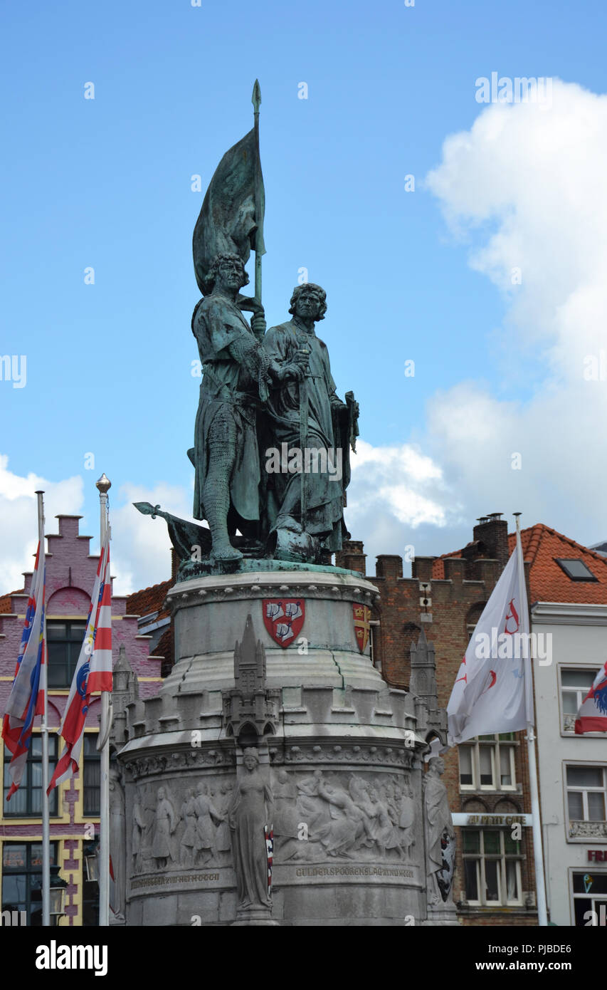Markt Bruges Statue