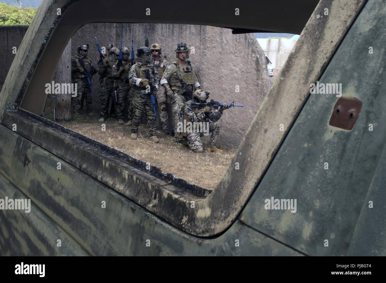 Bellows air force station hi-res stock photography and images - Alamy