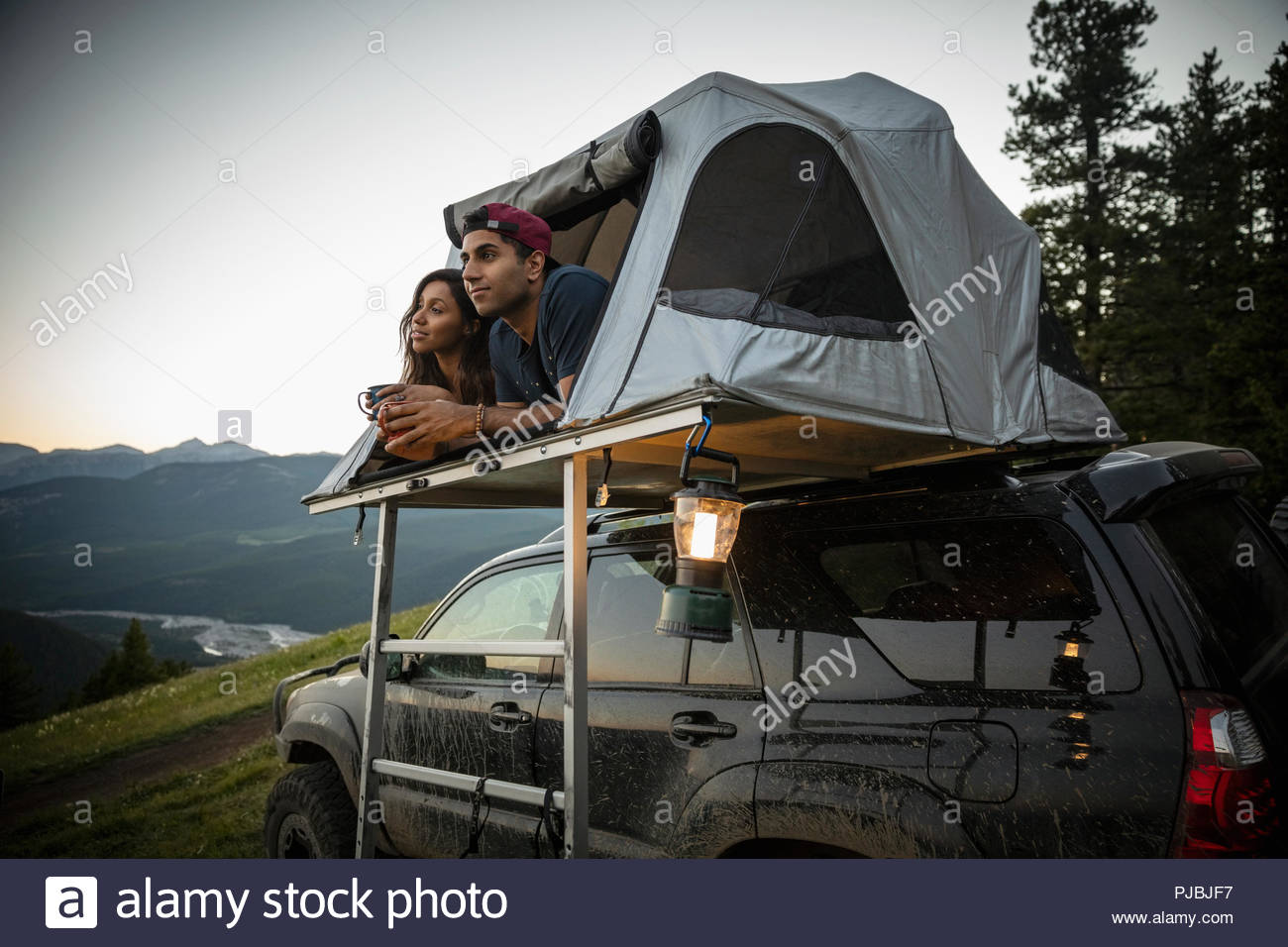 Couple camping hi-res stock photography and images - Alamy