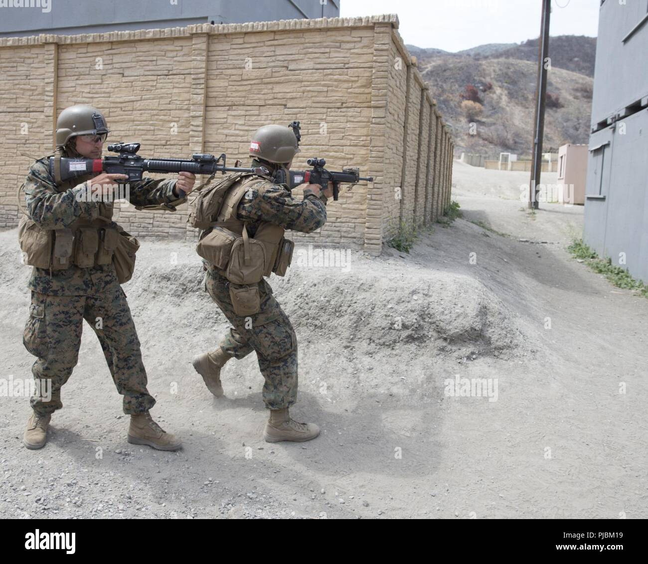 U.S. Marine Pvts. Zachary Evans, left, and Brennan Gordon, Marine ...
