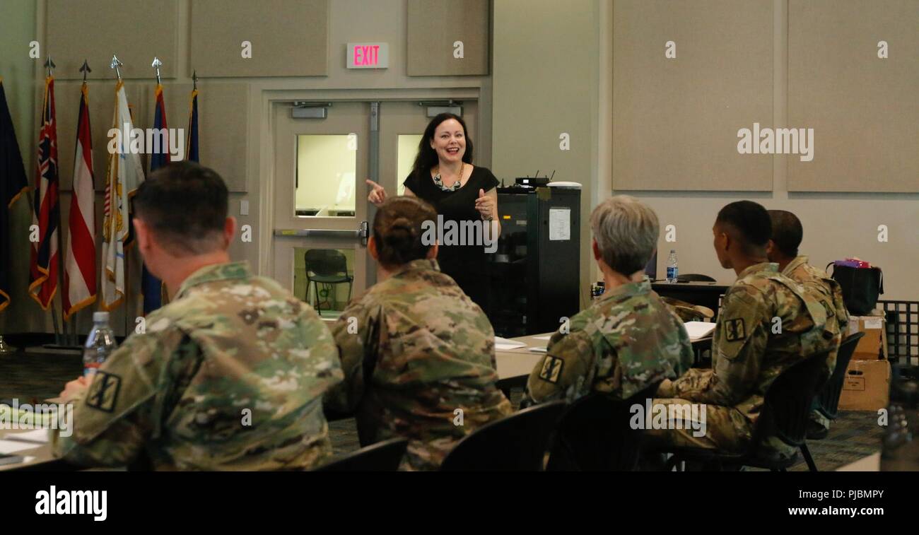 Army protocol hi-res stock photography and images - Alamy