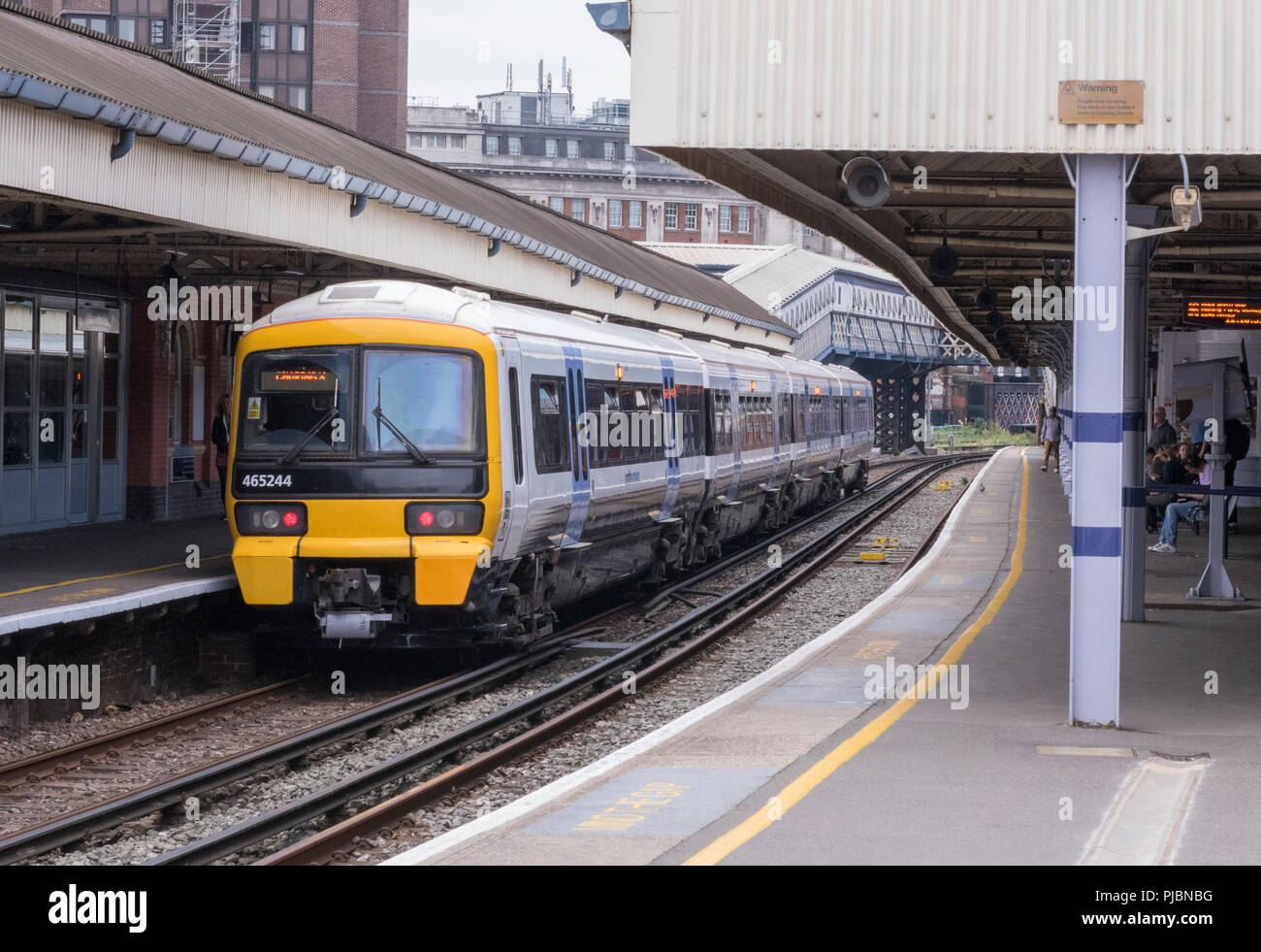 Southeastern railway hi-res stock photography and images - Alamy