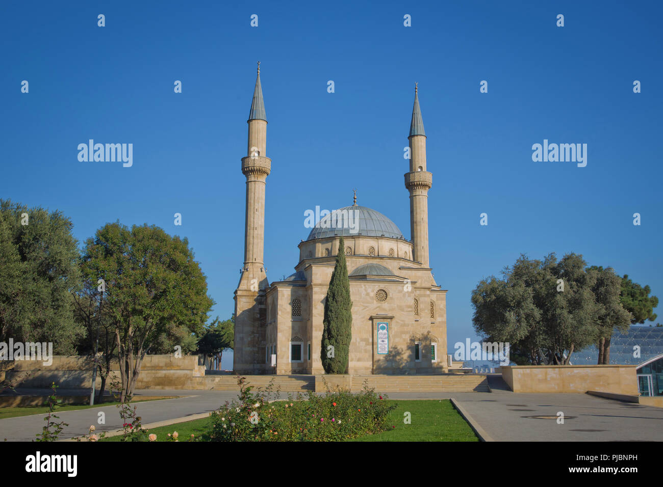 Martyrdom Mosque is a gift to the Azerbaijani brothers of the Anatolian ...