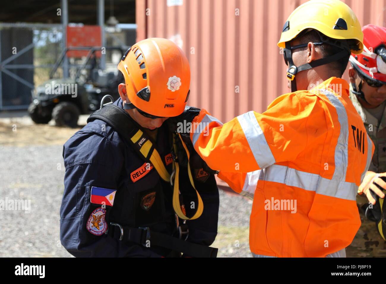 Philippine army engineer hi-res stock photography and images - Alamy
