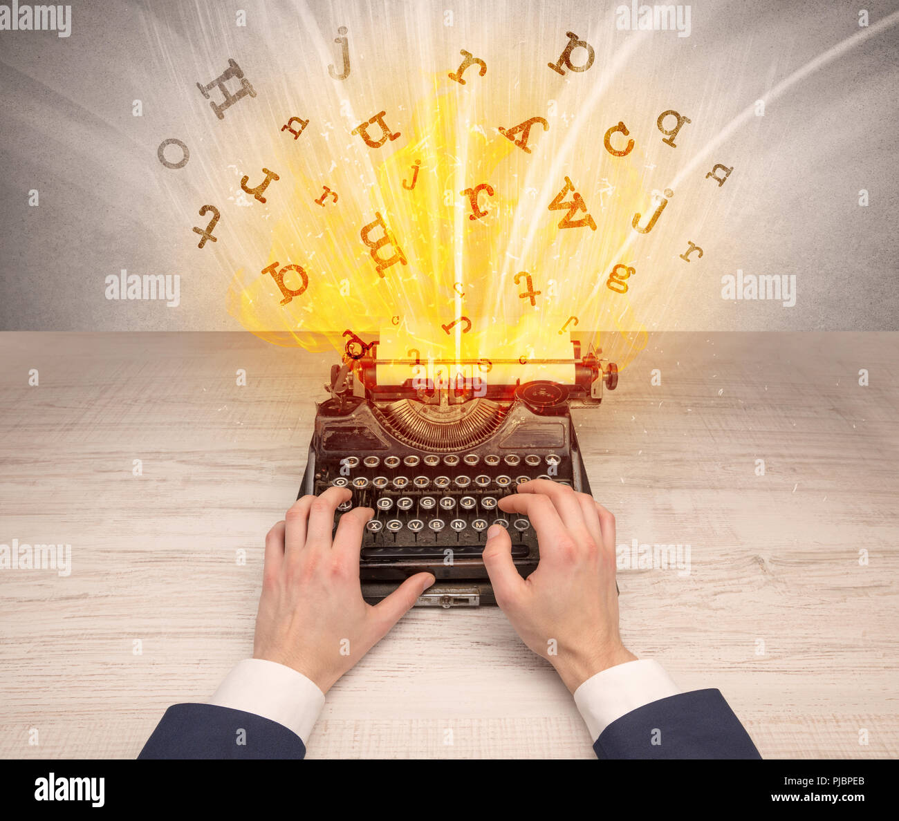 Person typing a letter typewriter hi-res stock photography and images ...