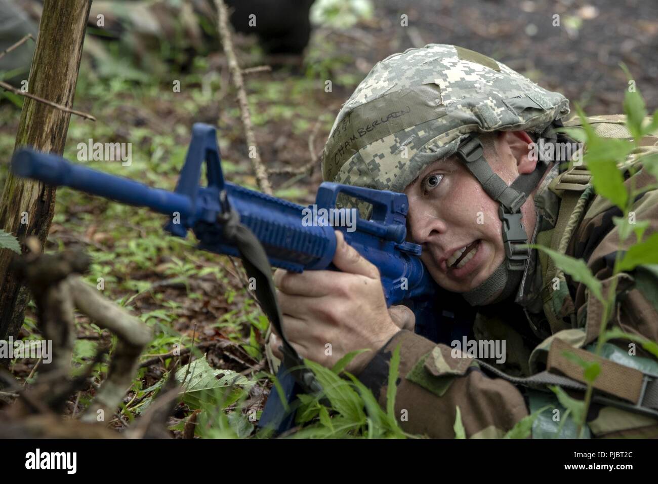 Tech. Sgt. Aaron Chamberlain, 374th Maintenance Group base engine ...