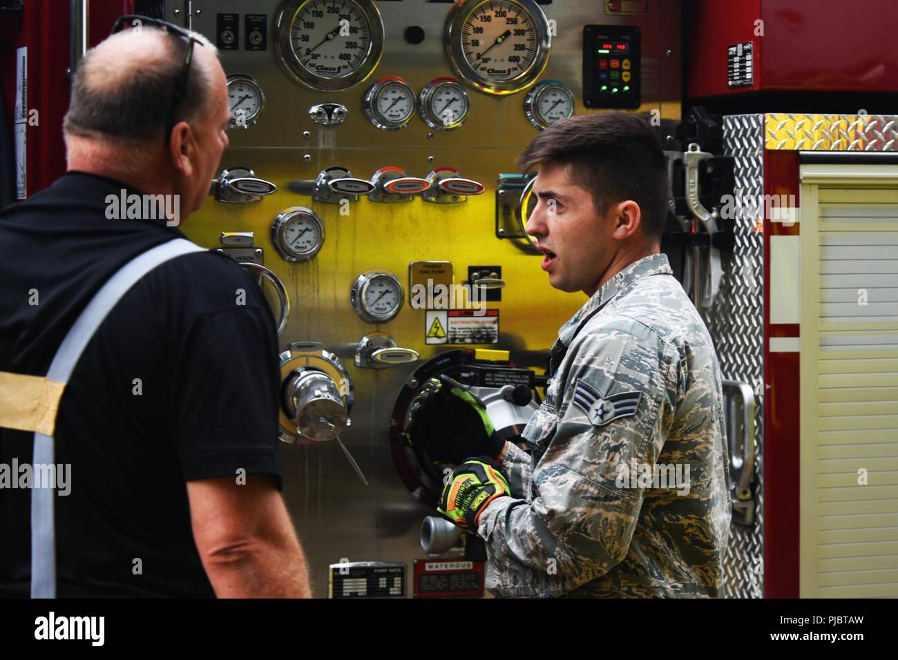 Us army water tank hi-res stock photography and images - Alamy