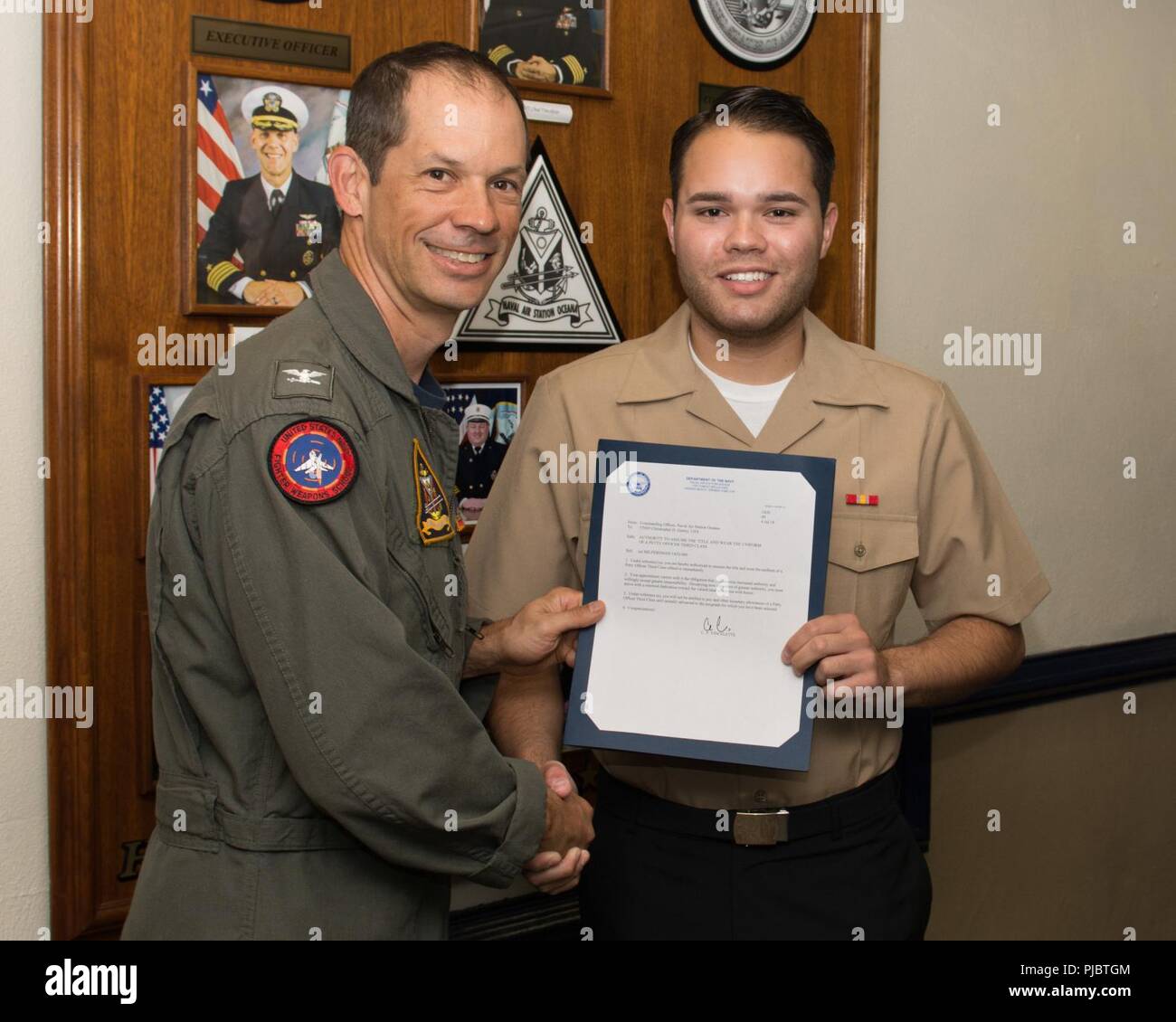 VIRGINIA BEACH, Va. (July 4, 2018) – Yeoman 3rd Class Christopher D ...