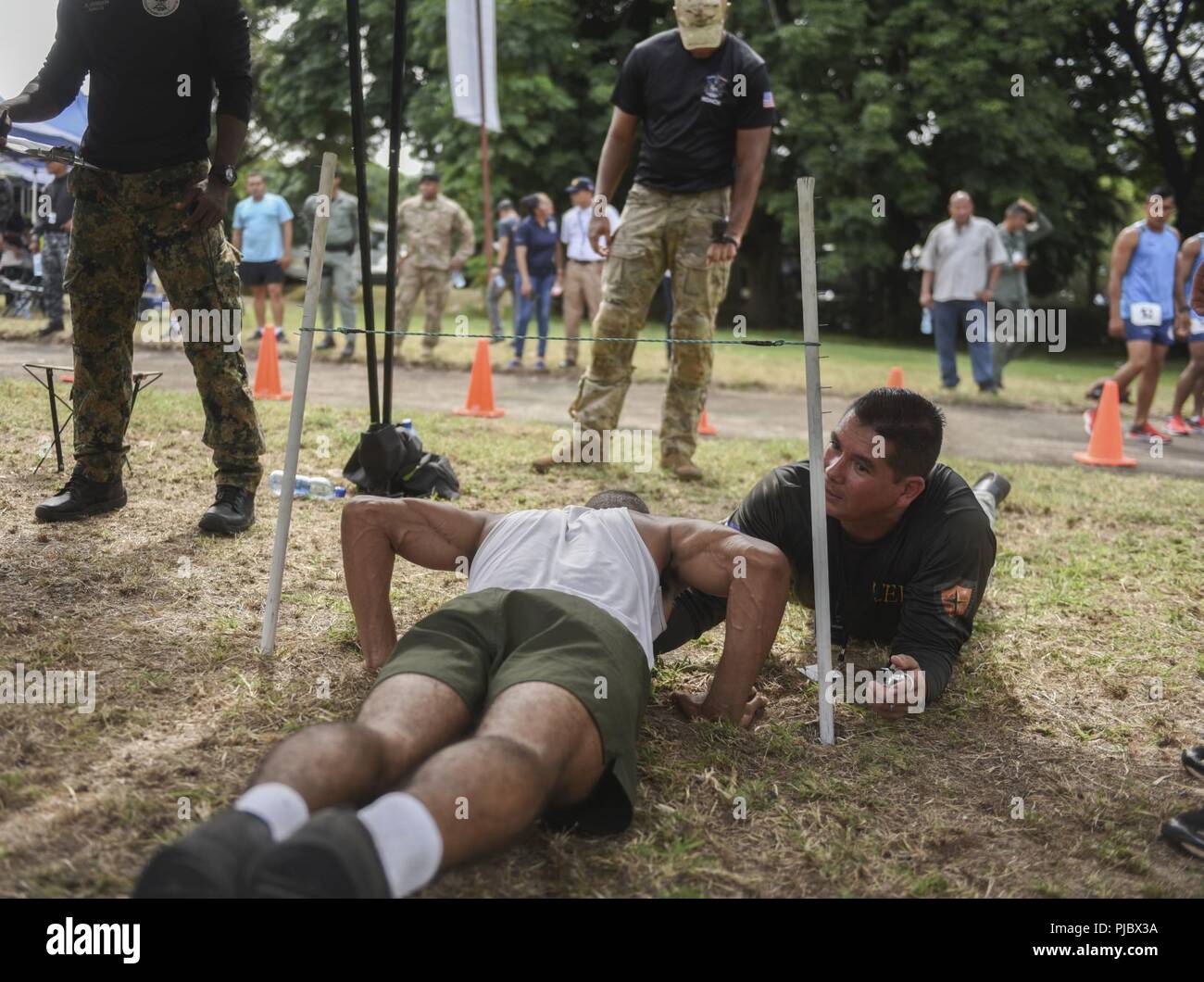 Fitness test sit ups hi-res stock photography and images - Alamy