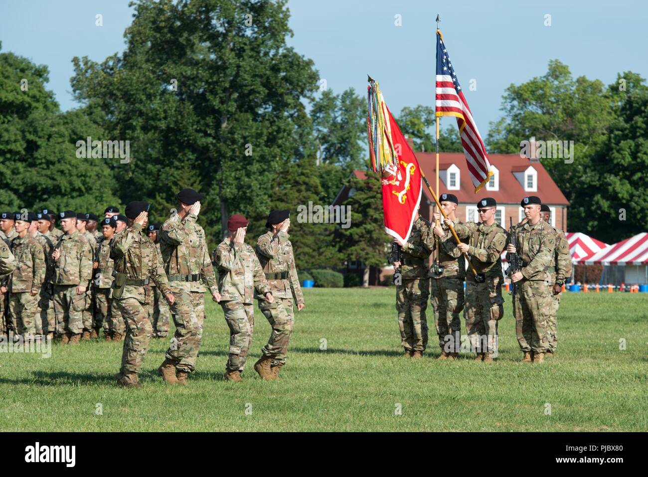 Estee pinchasin hi-res stock photography and images - Alamy