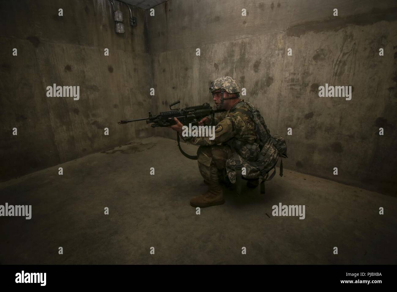 M249 bravo hi-res stock photography and images - Alamy