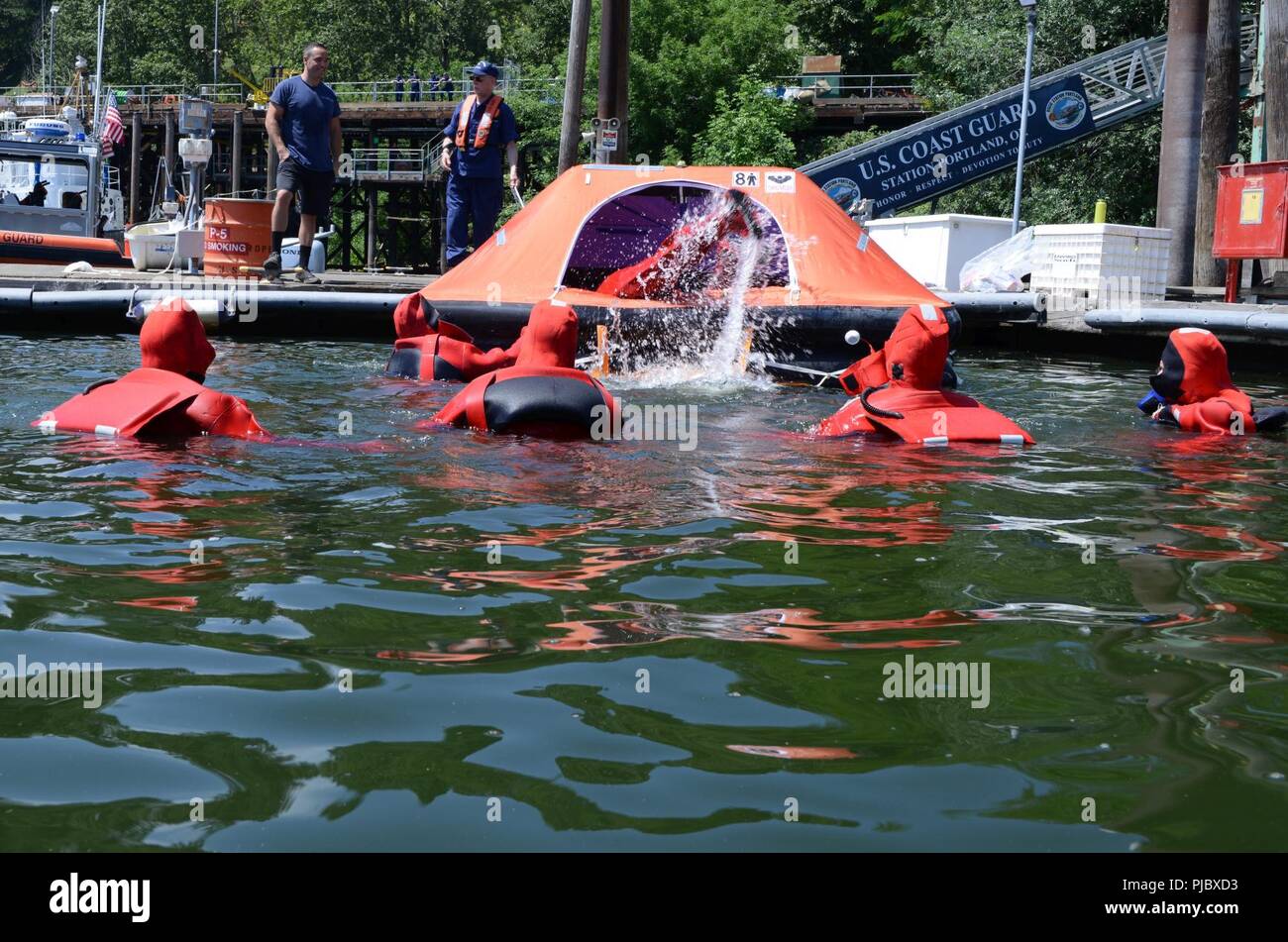 Life suit in u s army hi-res stock photography and images - Alamy