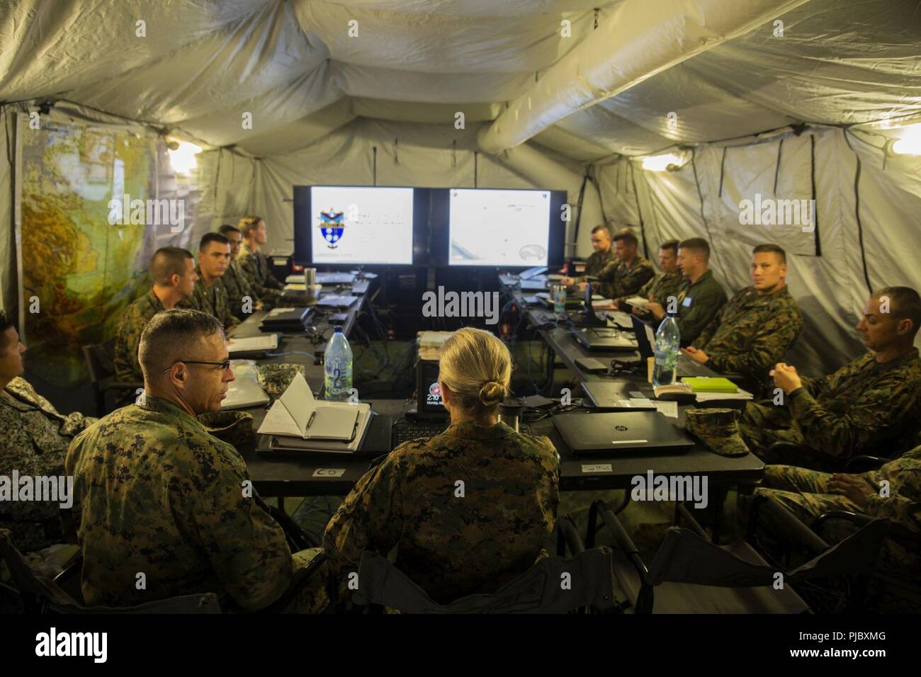 Daily logistics group hi-res stock photography and images - Alamy