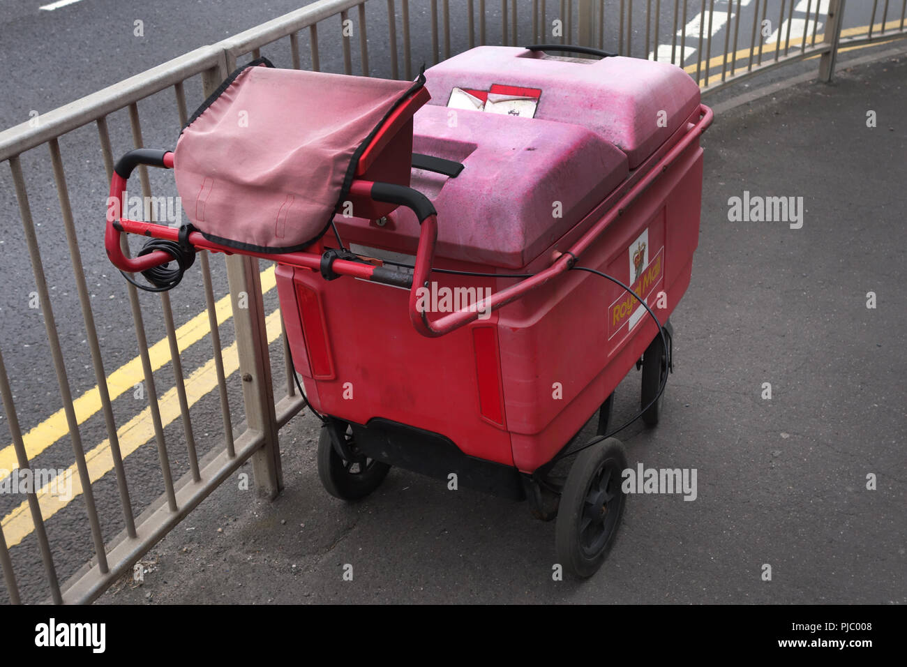 Royal Mail Post Trolley High Resolution Stock Photography and Images ...