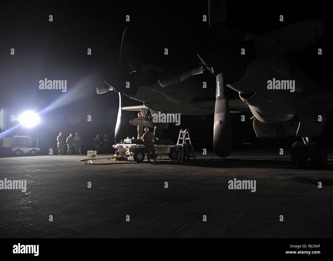 MARINE CORPS BASE HAWAII (July 19, 2018) — Sailors assigned to the ...