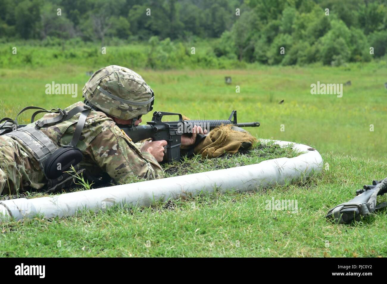 Wet gap crossing exercise hi-res stock photography and images - Alamy