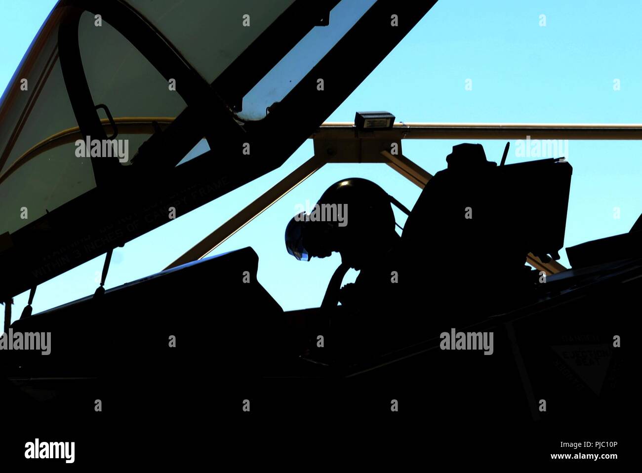 A 61st Fighter Squadron pilot prepares to start an F-35A Lightning II ...