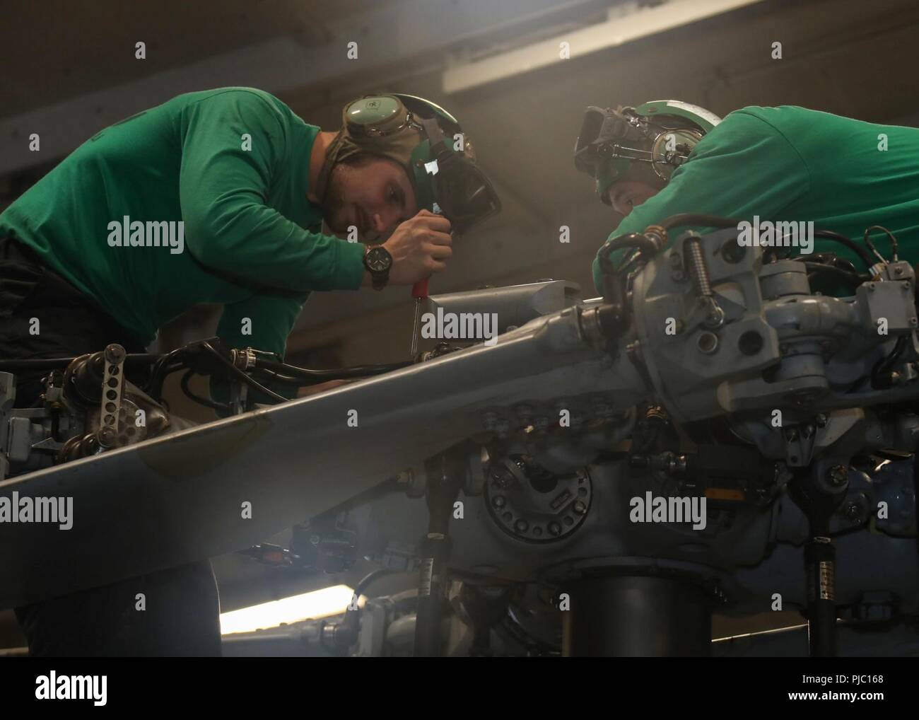 ATLANTIC OCEAN (Jul 18, 2018) Aviation Electrician's Mate Airman Judah ...