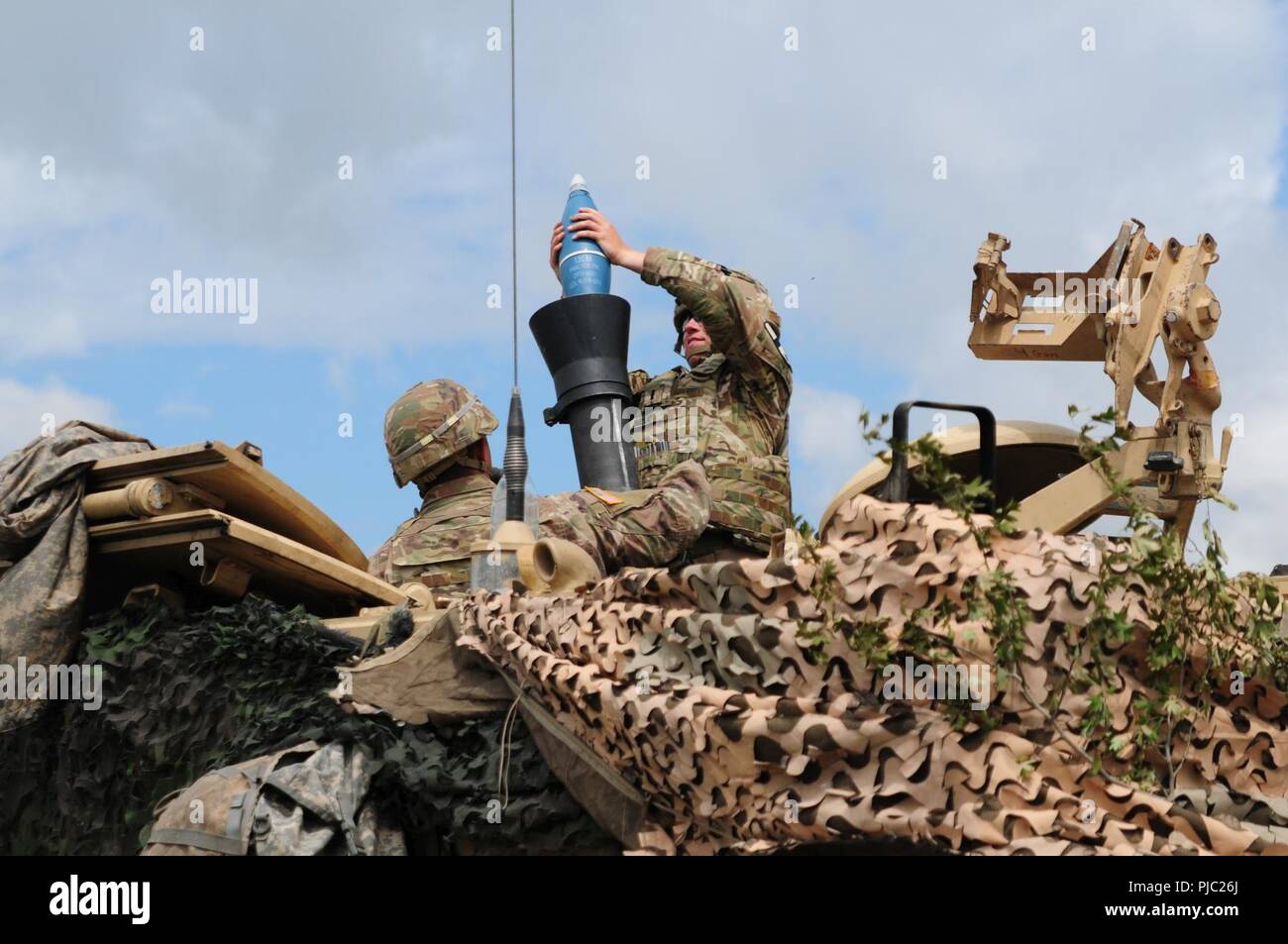 Mortar platoon leader hi-res stock photography and images - Alamy
