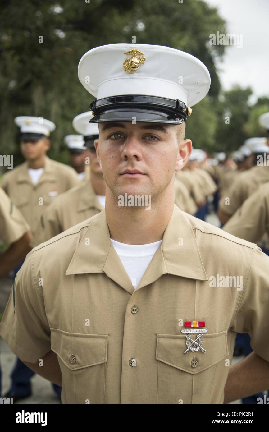 600 points hi-res stock photography and images - Alamy