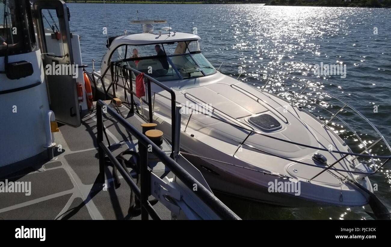 Cgc wire hi-res stock photography and images - Alamy