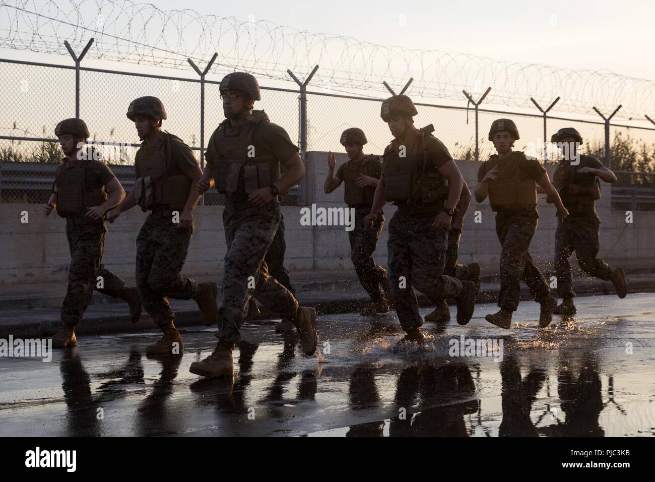 Oe 254 antenna hi-res stock photography and images - Alamy