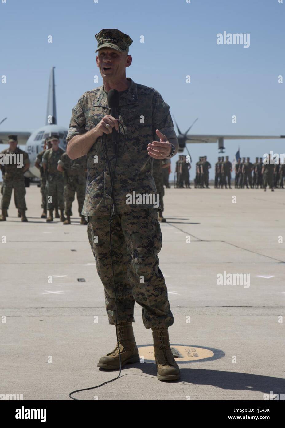 3rd maw commanding general hi-res stock photography and images - Alamy