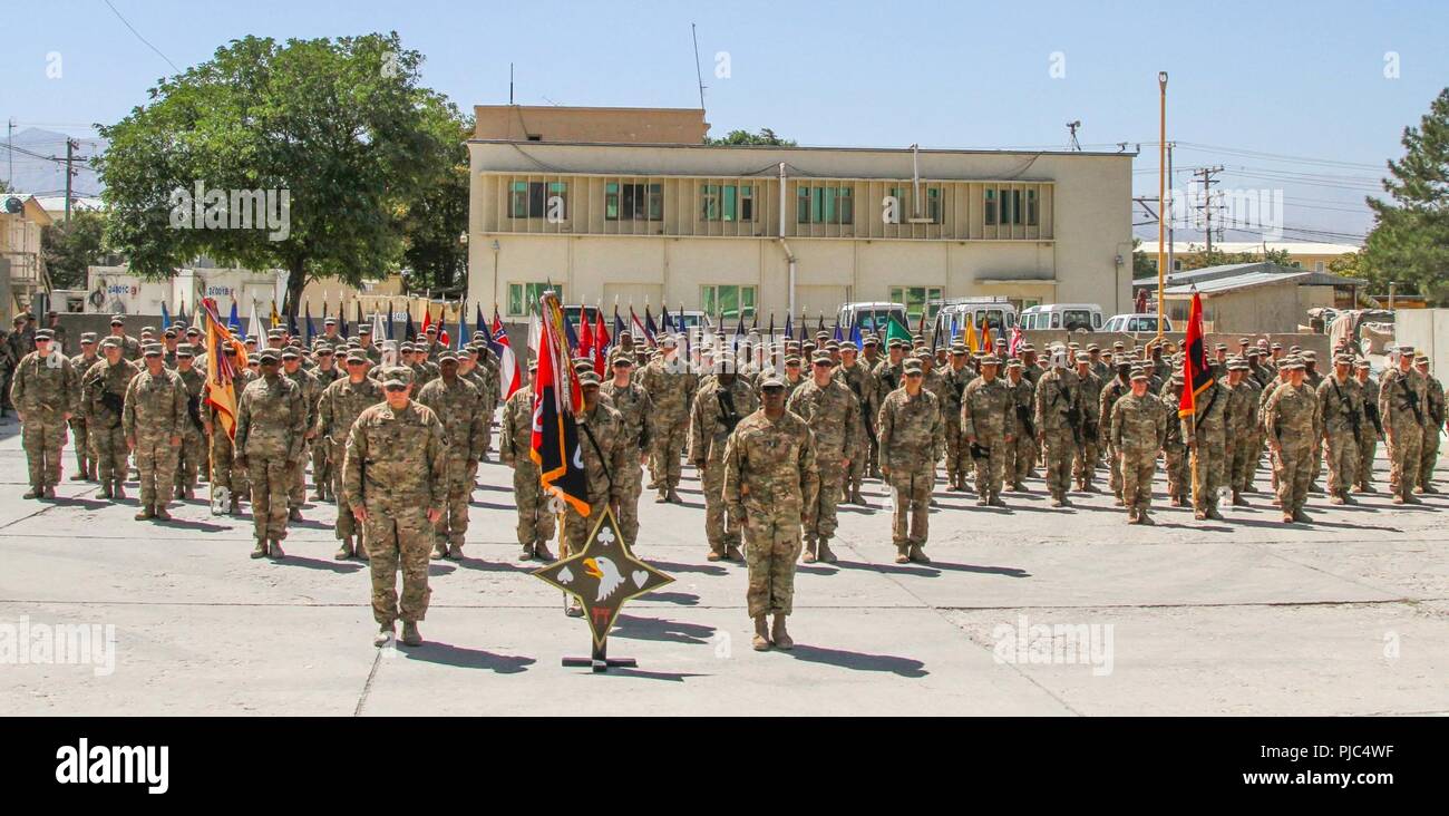 Soldiers of the 101st Airborne Division (Air Assault) Resolute Support ...