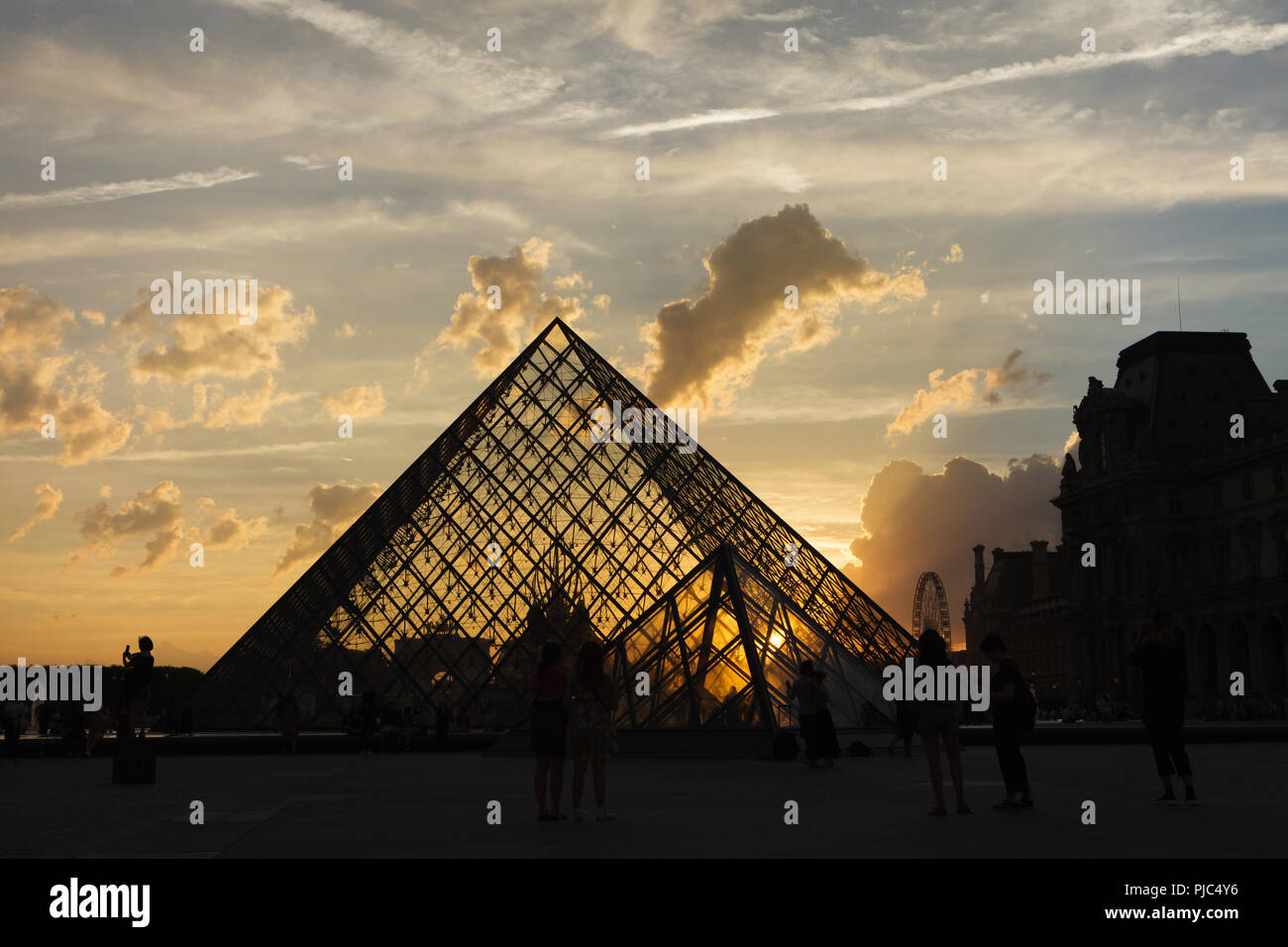 Louvre Pyramid (Pyramide du Louvre) designed by Chinese-American ...
