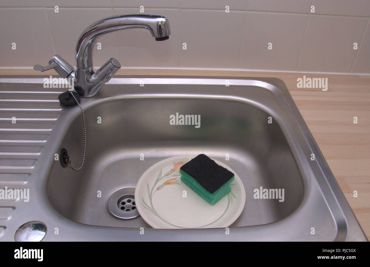 Domestic chore chores domesticity hi-res stock photography and images ...