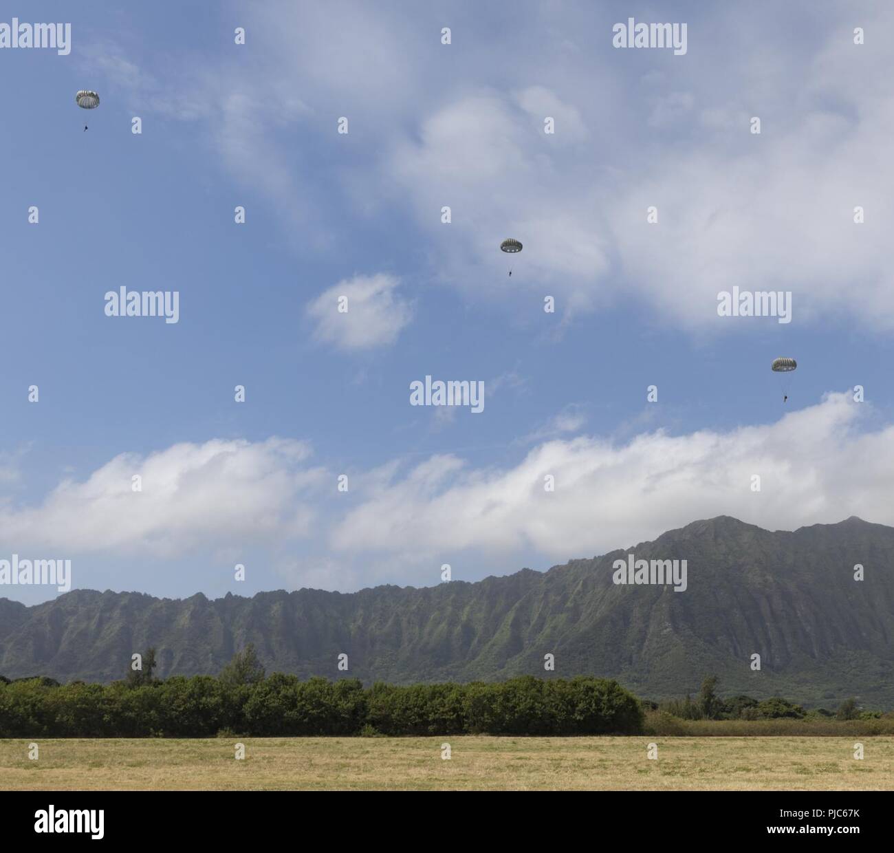 MARINE CORPS TRAINING AREA BELLOWS, Hawaii (July 16, 2018) Sailors ...