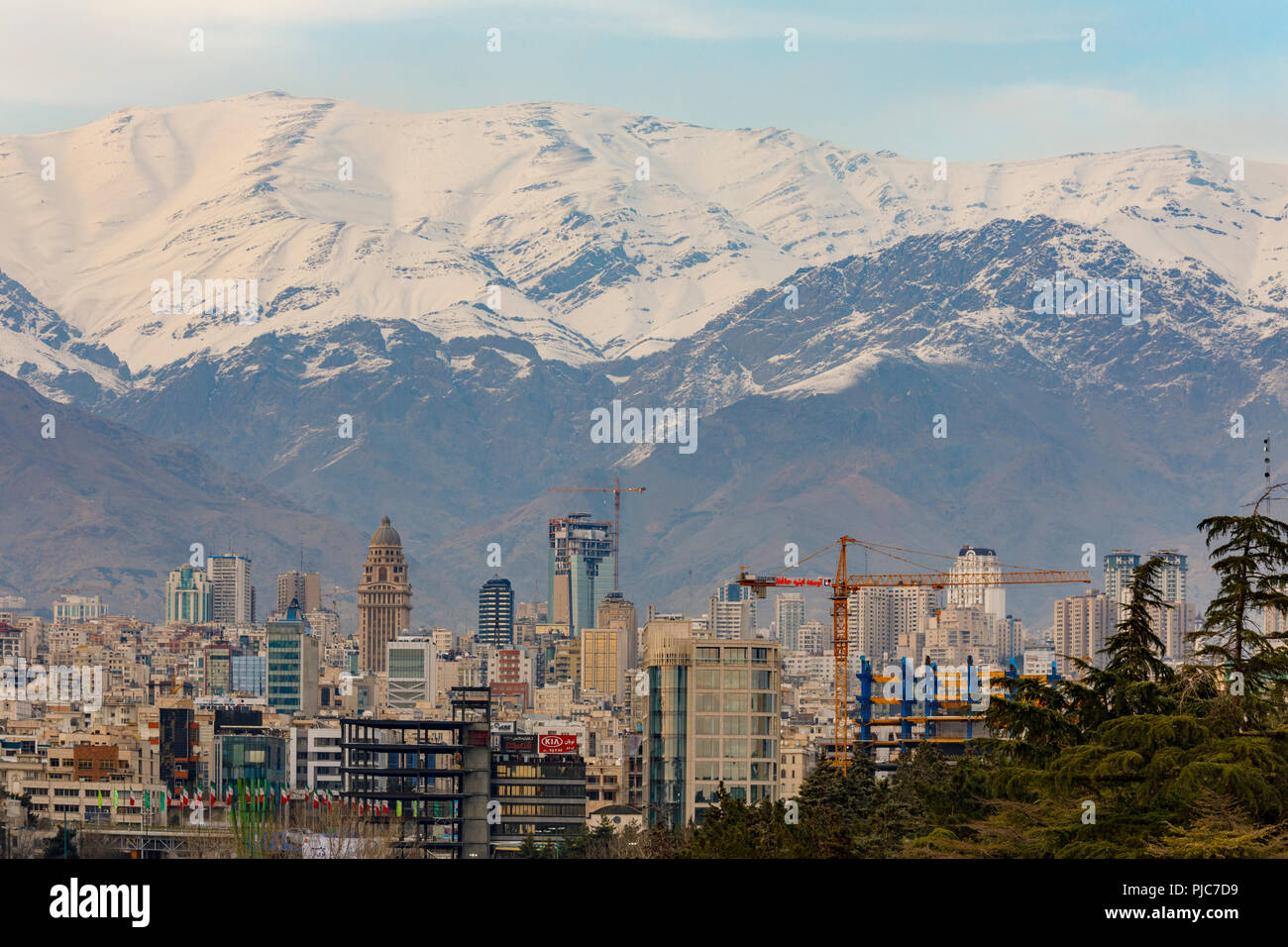 Tehran skyline hi-res stock photography and images - Alamy
