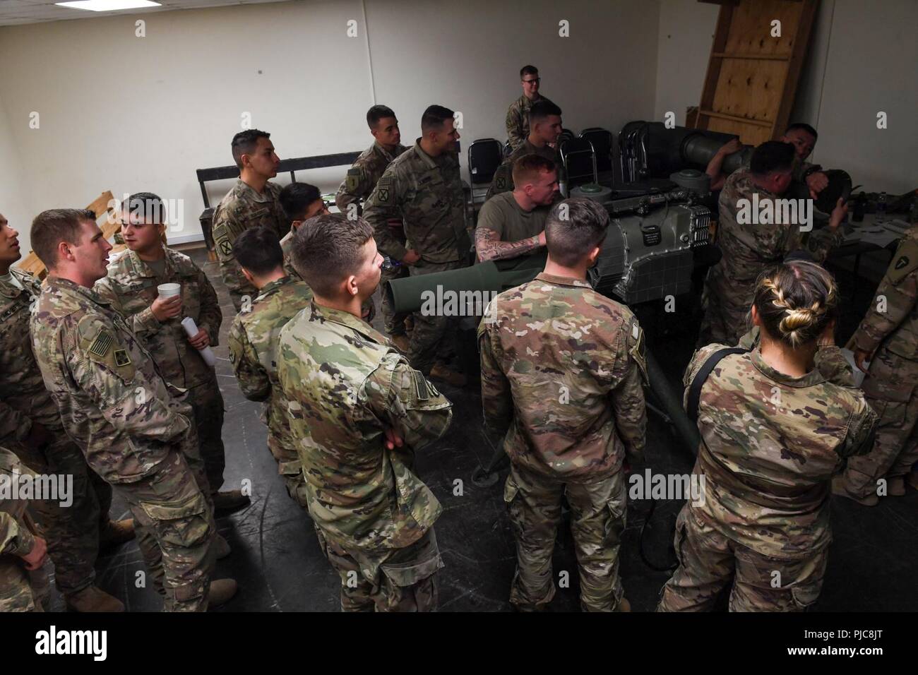 1 141 infantry hi-res stock photography and images - Alamy