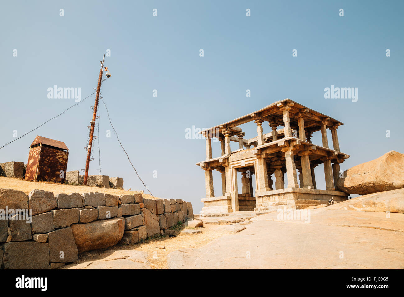 Hemakuta Hill Temple, ancient ruins in Hampi, India Stock Photo - Alamy