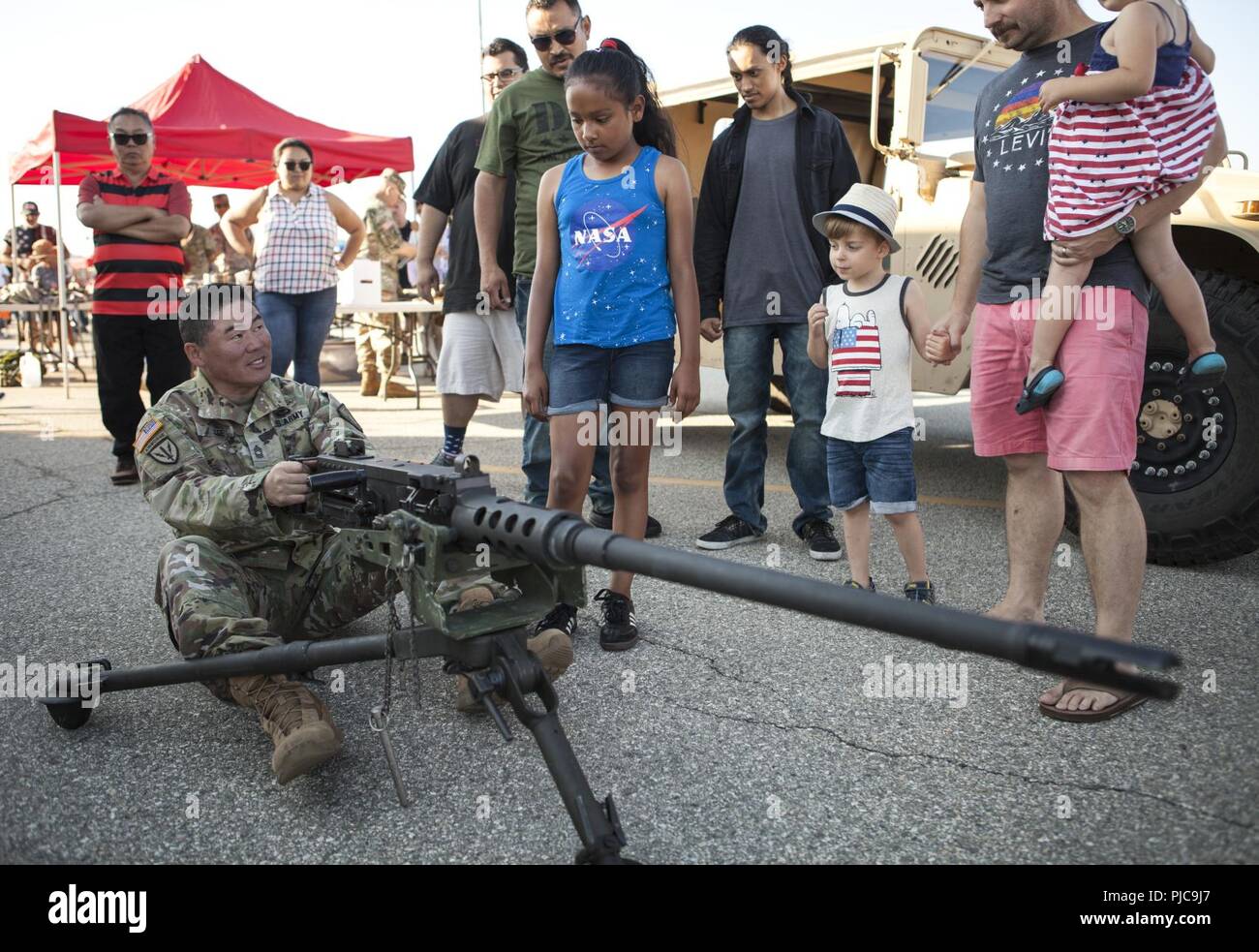 Present day military vehicles hi-res stock photography and images - Alamy