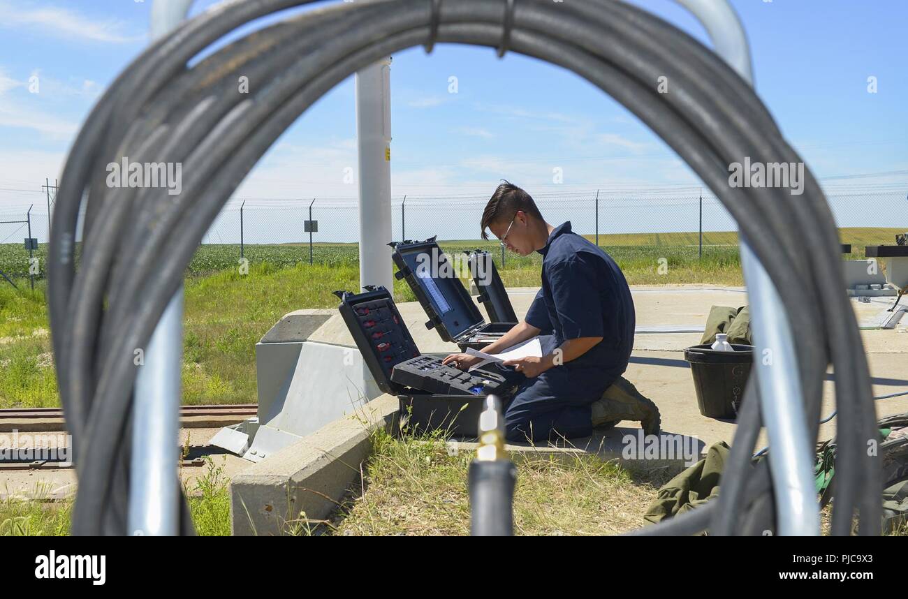 Missile maintenance squadron hi-res stock photography and images - Alamy