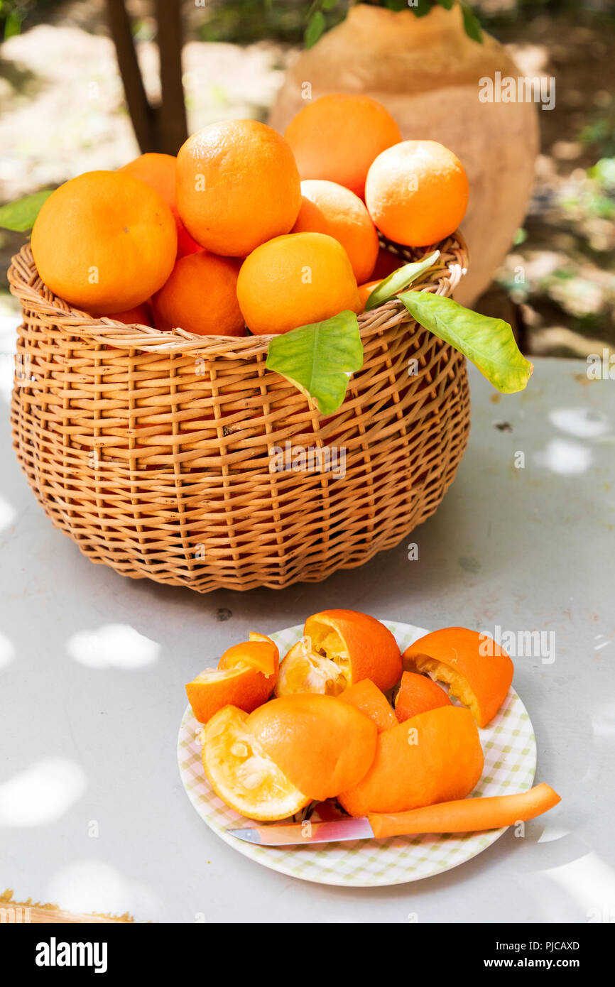 Iran basket hi-res stock photography and images - Alamy