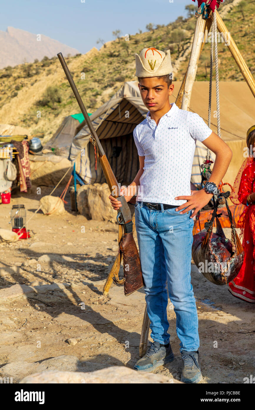 Qashqai nomad hi-res stock photography and images - Alamy