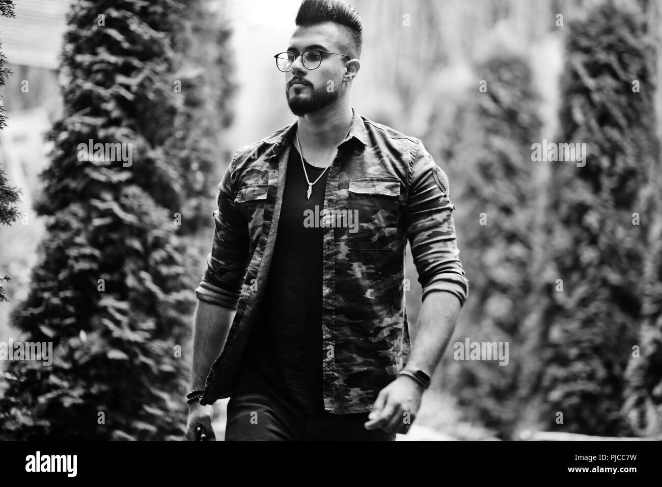 Qatar male model Black and White Stock Photos & Images - Alamy