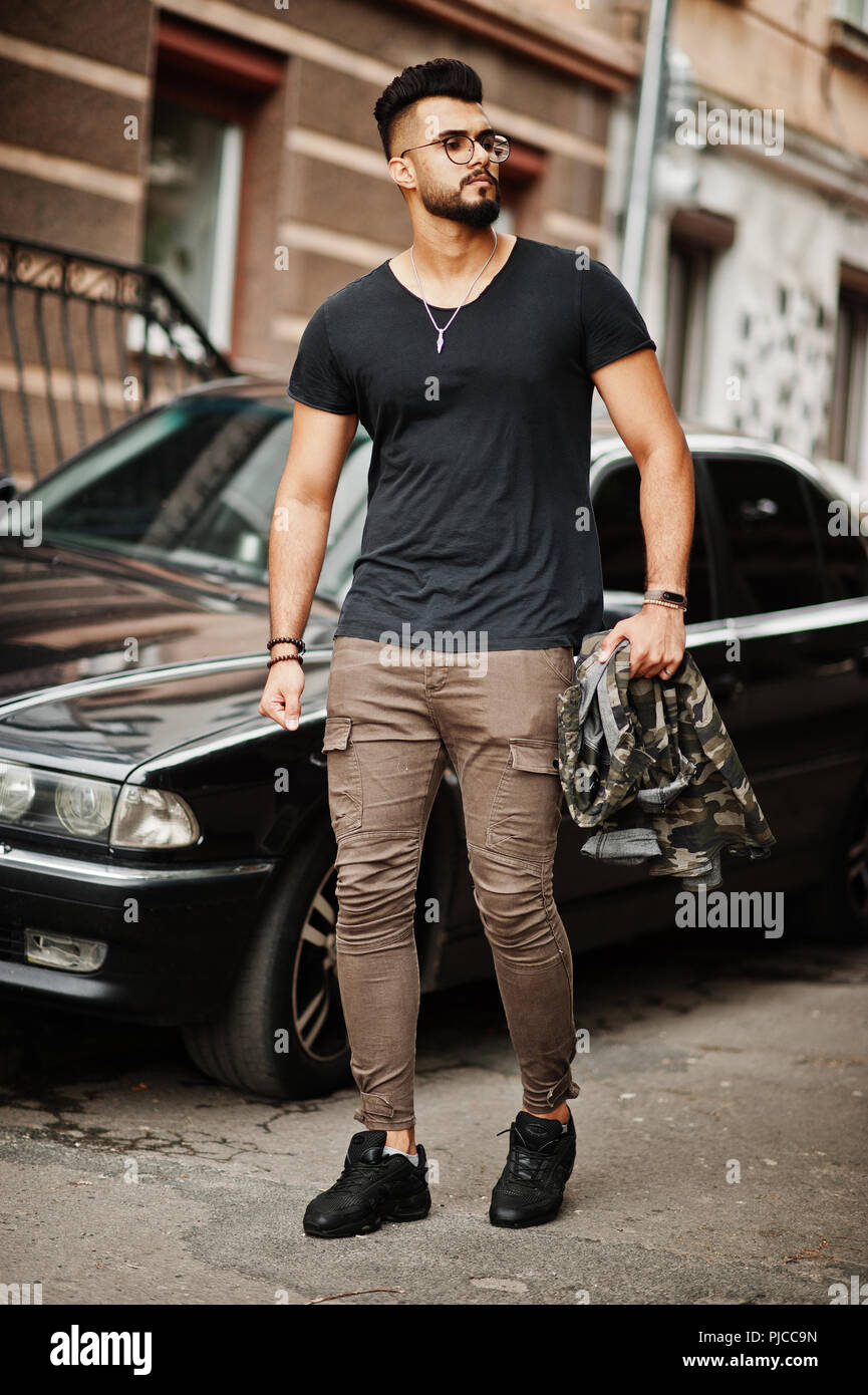 Qatar male model hi-res stock photography and images - Alamy