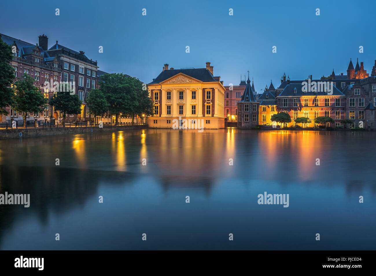 Government buildings in the centre of Den Haag, Netherlands Stock Photo ...