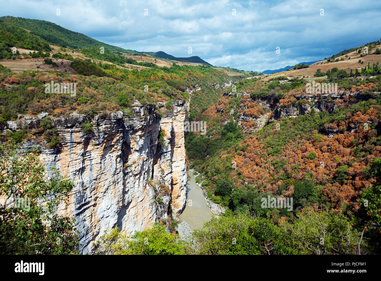 Osum gulch, river Osum, Albania, Osum canyon, Osum Schlucht, Fluss Osum ... Osum gulch, river Osum, Albania, Osum canyon, Osum Schlucht, Fluss Osum ...
