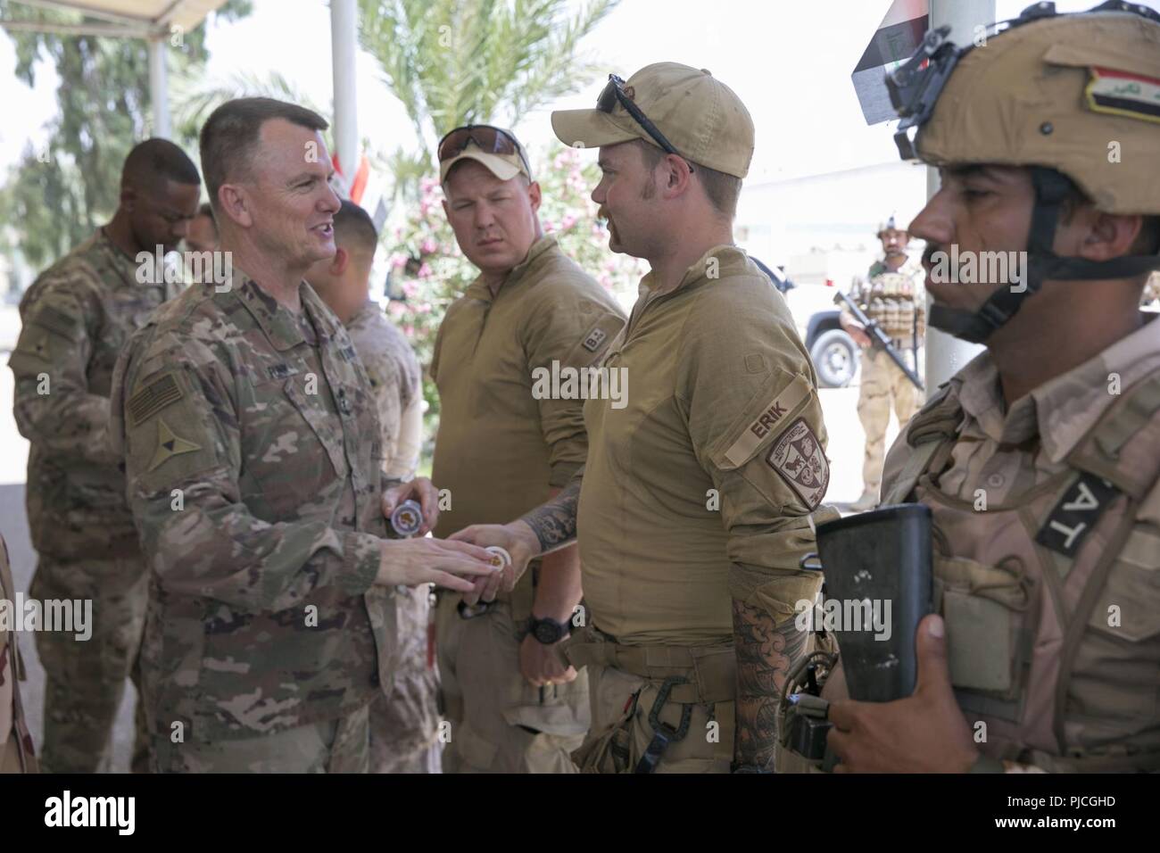 Gen paul e funk ii hi-res stock photography and images - Alamy