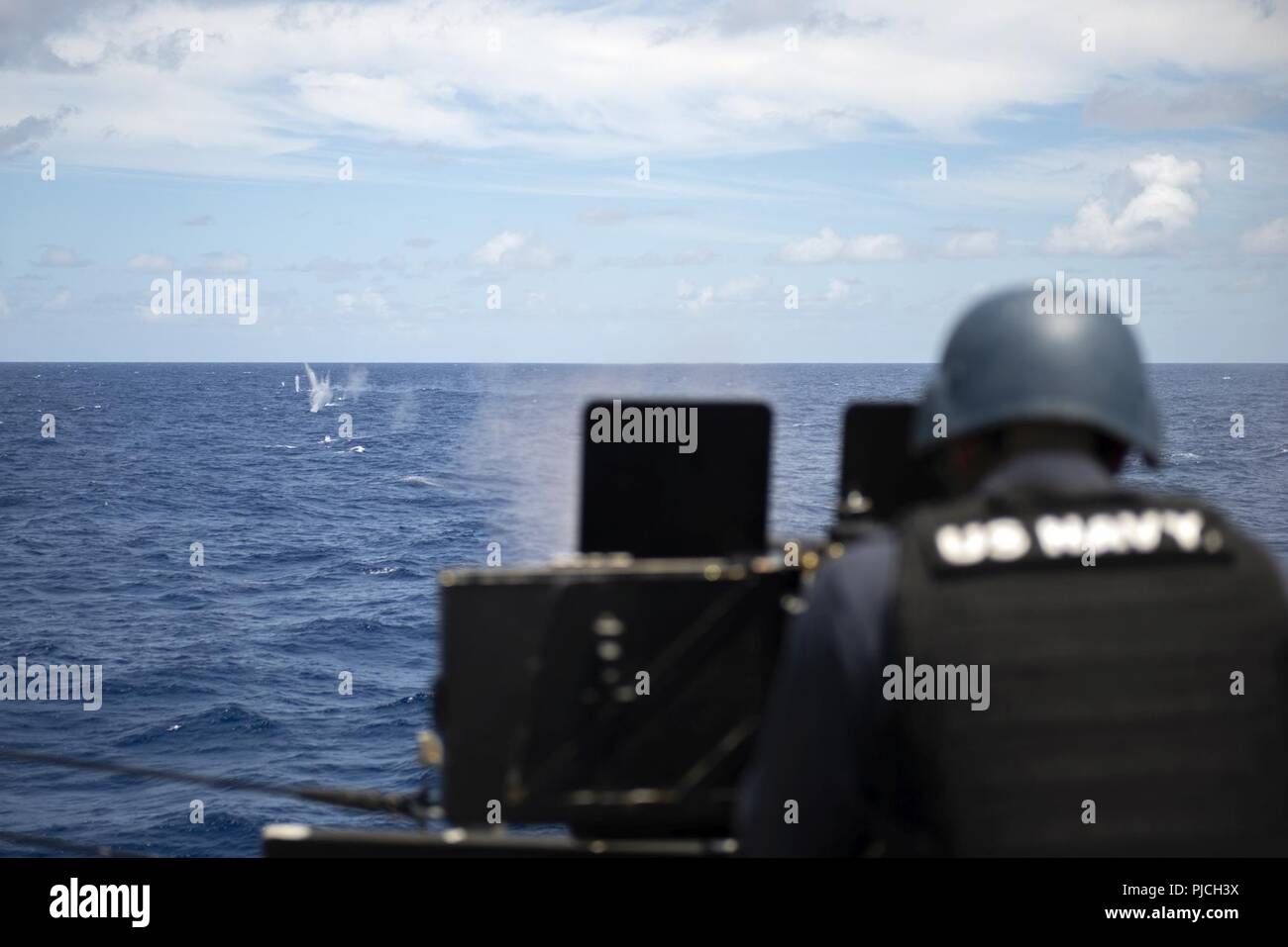 PACIFIC OCEAN (July 21, 2018) Gunner's Mate 2nd Class Kyle Bonserio ...