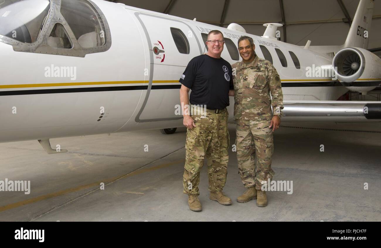 Lt michael scott hi-res stock photography and images - Alamy