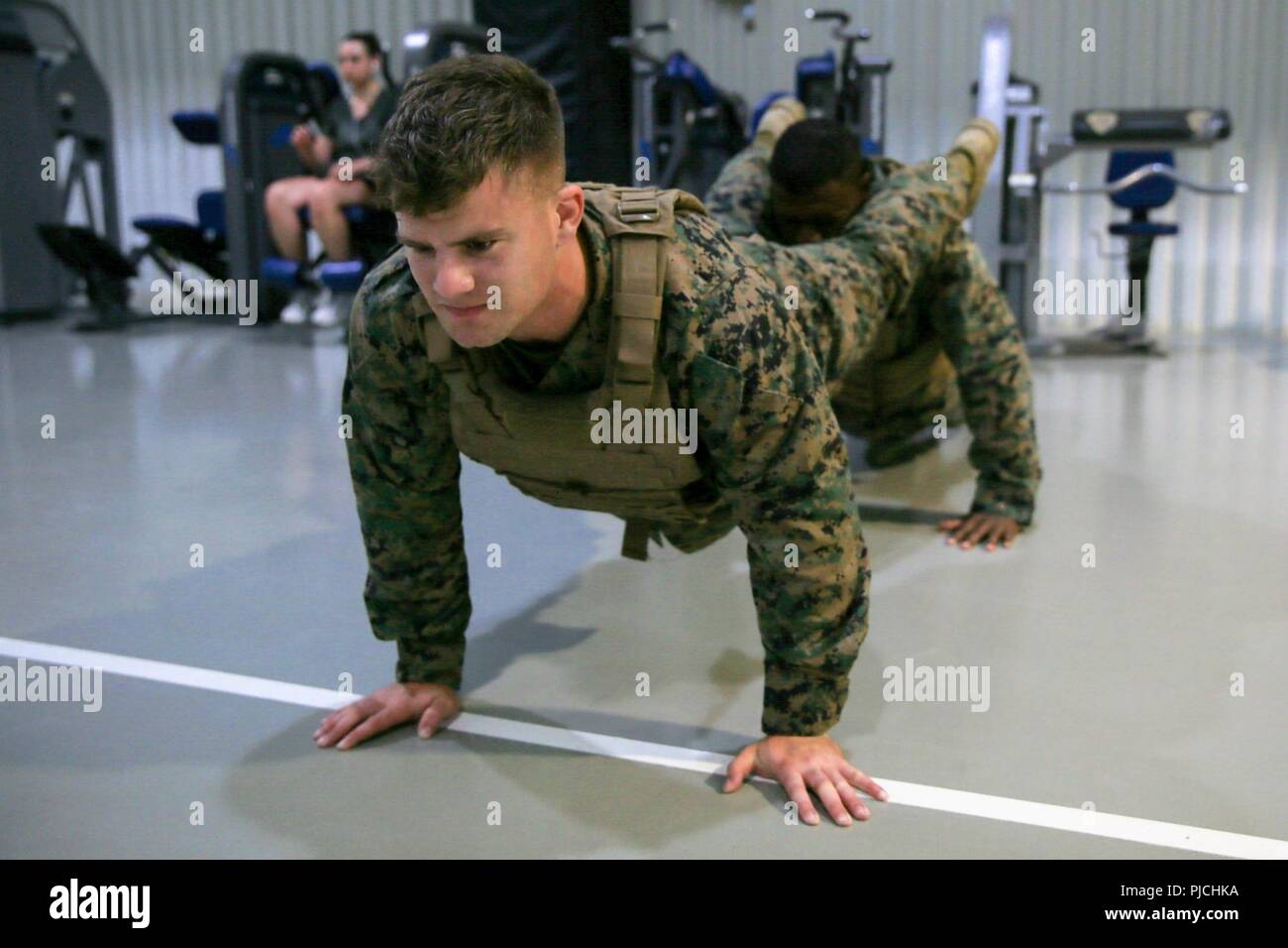 Army physical conditioning hi-res stock photography and images - Alamy