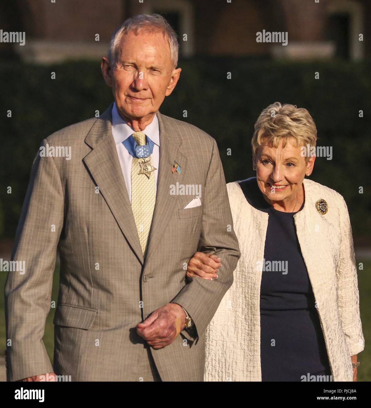 Major Gen. James E. Livingston, Medal of Honor recipient, and his wife ...