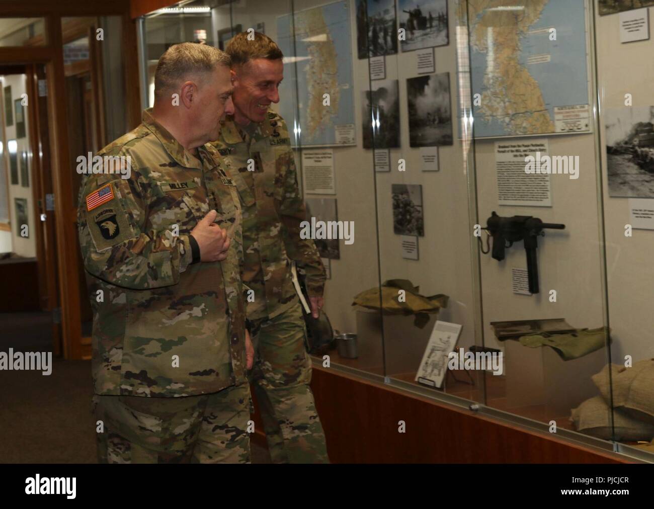 U s army 1st lt mark hi-res stock photography and images - Alamy