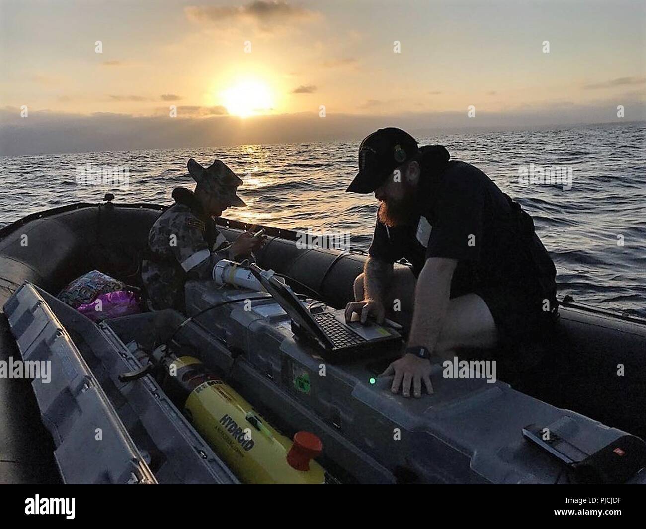 Uuv ships hi-res stock photography and images - Alamy